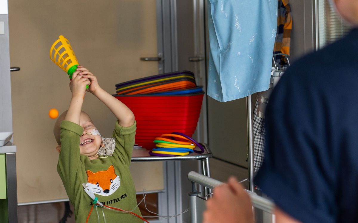 KiKli Fit: Bewegung, die Mut macht - Universitätsklinik für ...